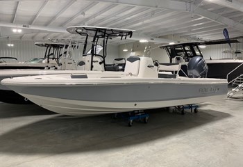 2023 Robalo R200 Alloy Gray/White ##UNKNOWN_VALUE##'s For Sale In NC ...